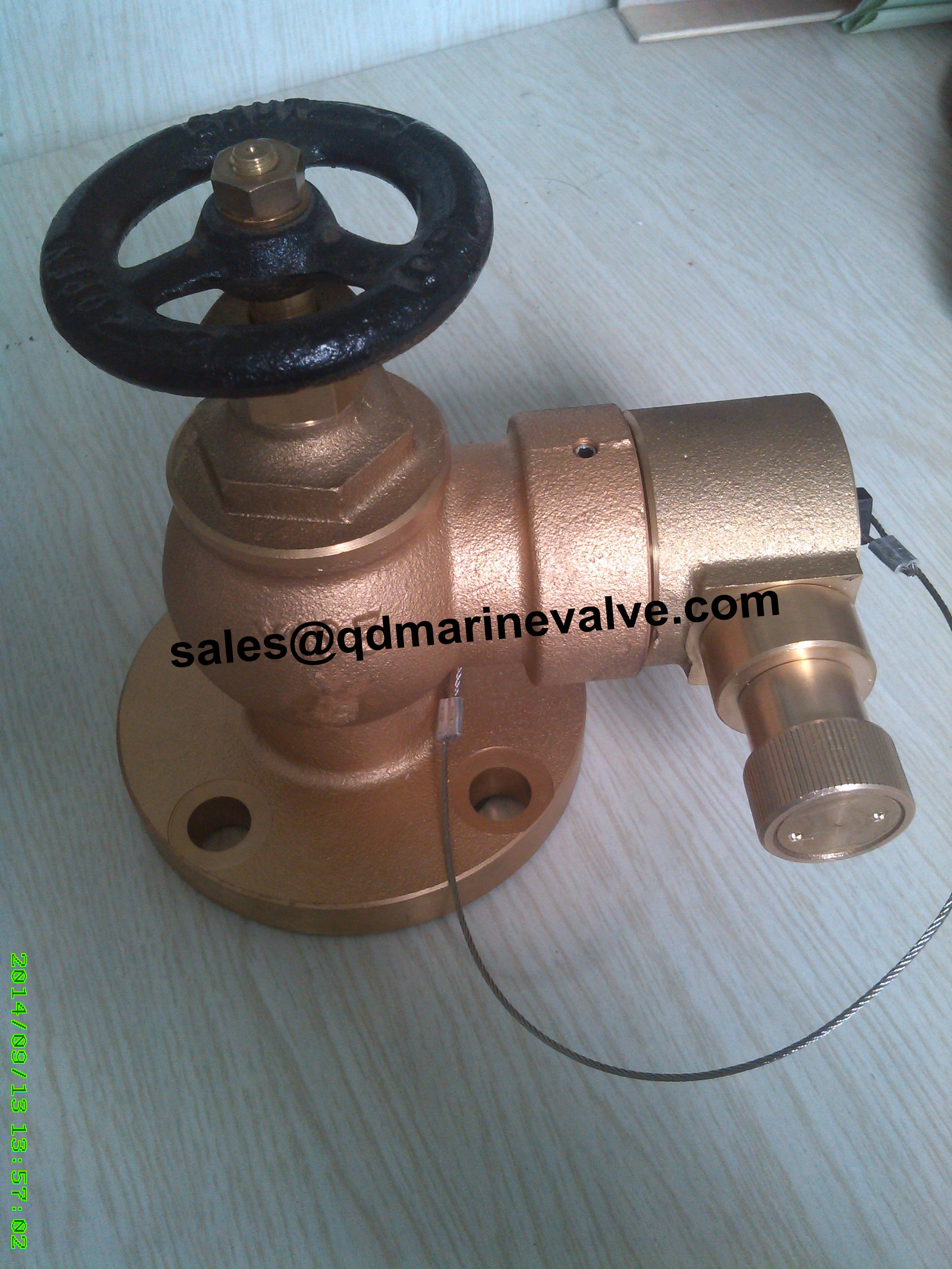 BRONZE FIRE HYDRANT VALVE C/W INSTANTANEOUS COUPLING